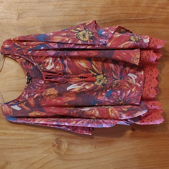 Unique Spectrum | Tops | Unique Spectrum Pink Floral Kimono Sleeve ...